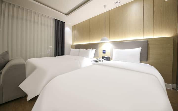 트윈룸 - 웅천동