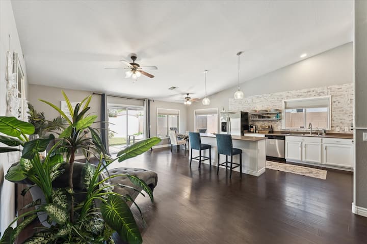 Peaceful Desert Oasis~ Salt Pool & Baja Deck - Queen Creek, AZ