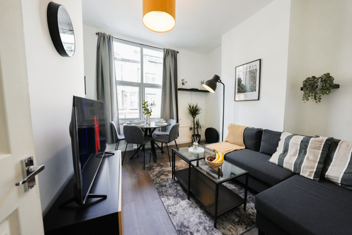 Cozy Urban Escape | 2br Near Greenwich & Deptford - London, UK
