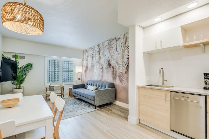 Condo Near Epic & Universal, Free Parking+netflix - Orlando