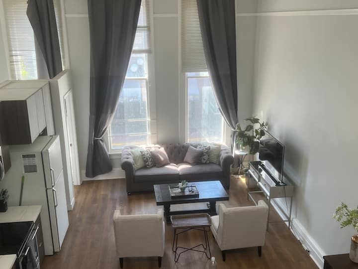 2bedroom 1bath Loft Apartment - San Diego, CA