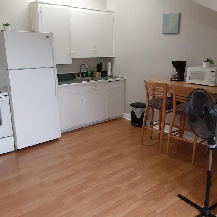 443 Hotel Without The Hassle! - Moose Jaw