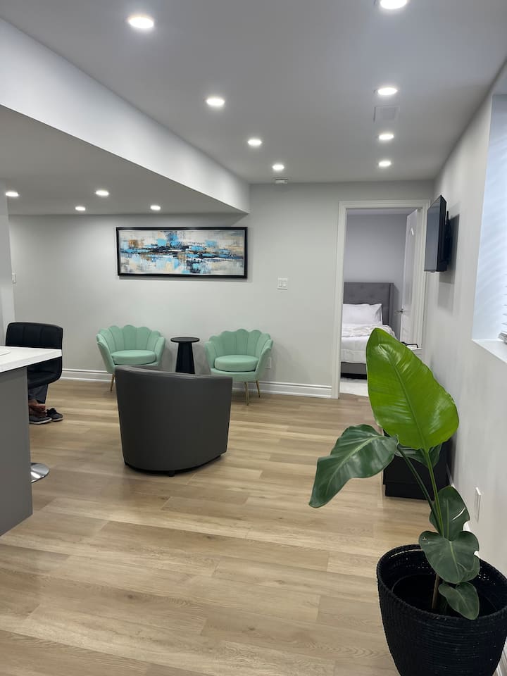 Executive Rental 28+days - Brampton
