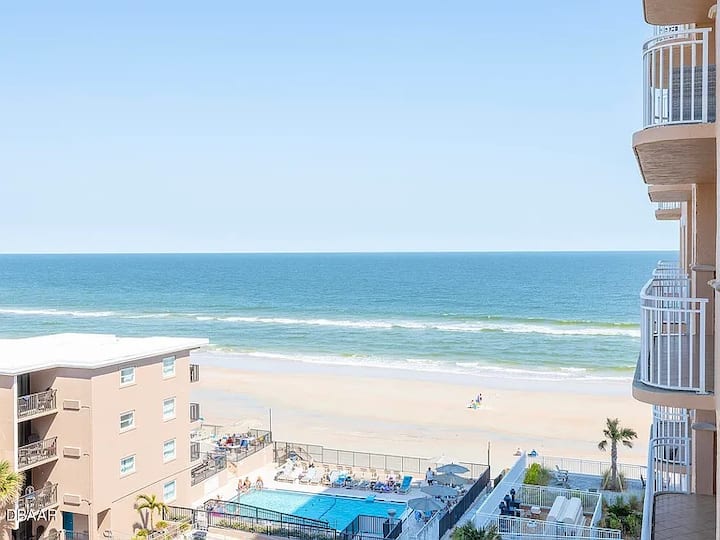 Elevated Elegance On The Beach - Daytona Beach Shores, FL