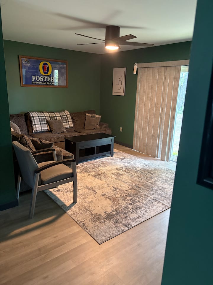 2 Bedroom House On The River - Potsdam, NY