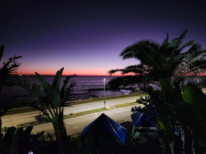 Sea-facing Brookeshill Suites Apartment - Gqeberha