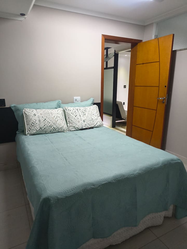 Ampla Kitnet No Bom Pastor - Varginha
