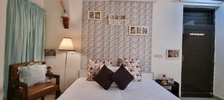 The Lunar Heaven
Feel The Serenity - Chandigarh