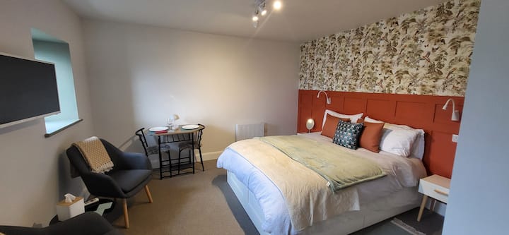 Suite In Caher Co Clare Overlooking Loughgraney - Clare County