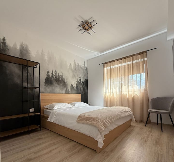 Mountain Place To Remember • Garden & River - Bușteni
