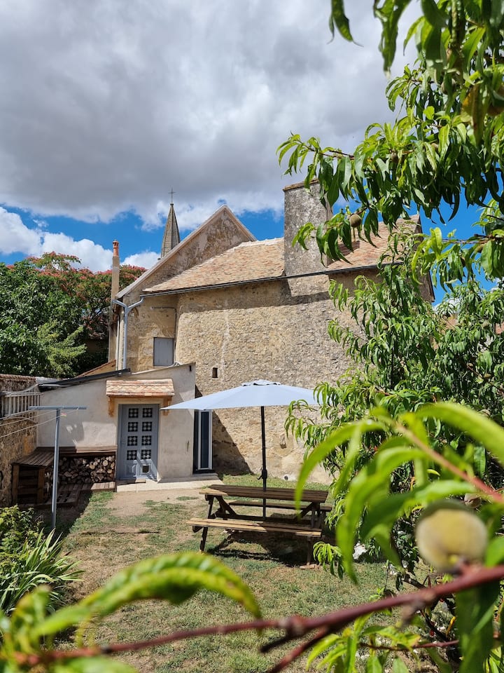 Last Minute, Available! Renovated Village House . - Fresnay-sur-Sarthe