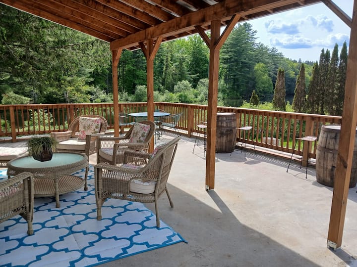 Saratoga Retreat - Galway, NY