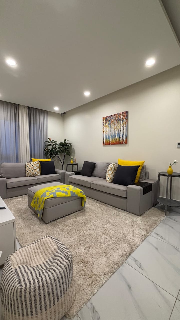 1bhk Top-floor With City View At Ghubra Beach - Muscat