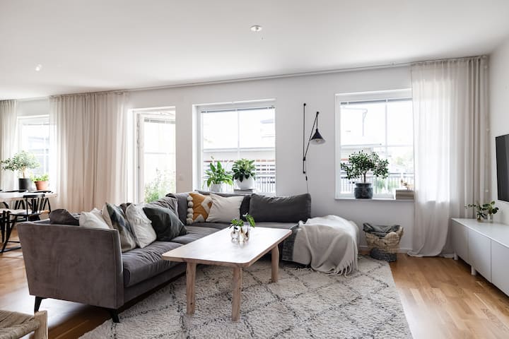 Central Lägenhet Nära Naturen - Örebro