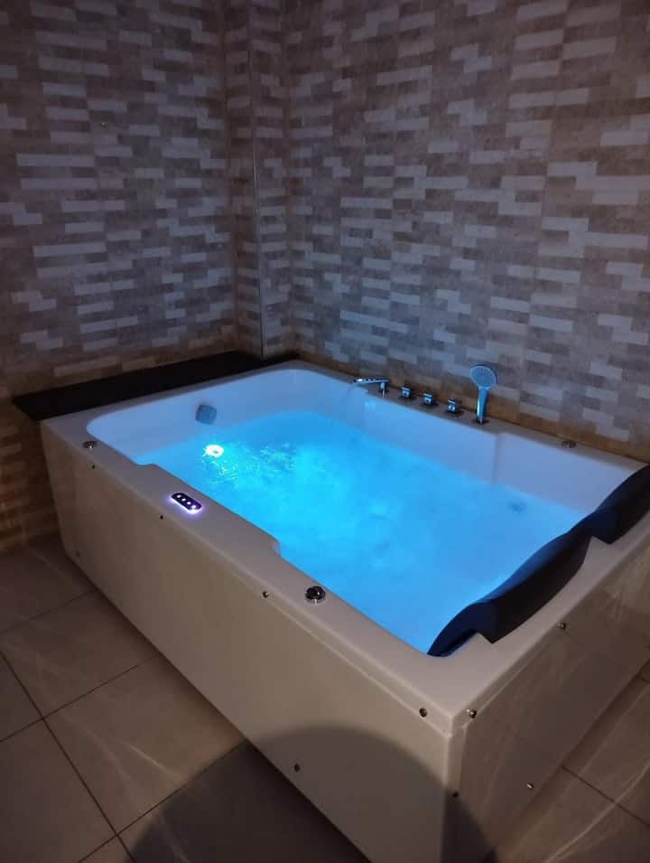 Charmant F2 Spa Sauna Et Jacuzzi Xl - Algiers