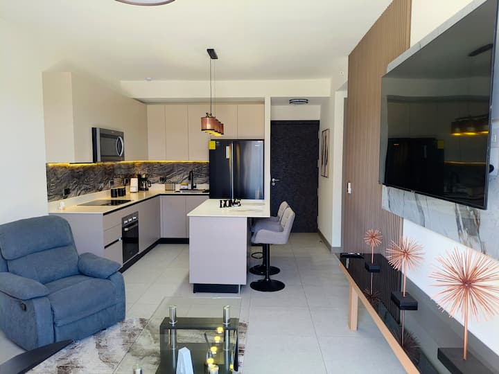 100% Elegance And Comfort. In 10 Am-out 4 Pm - San José