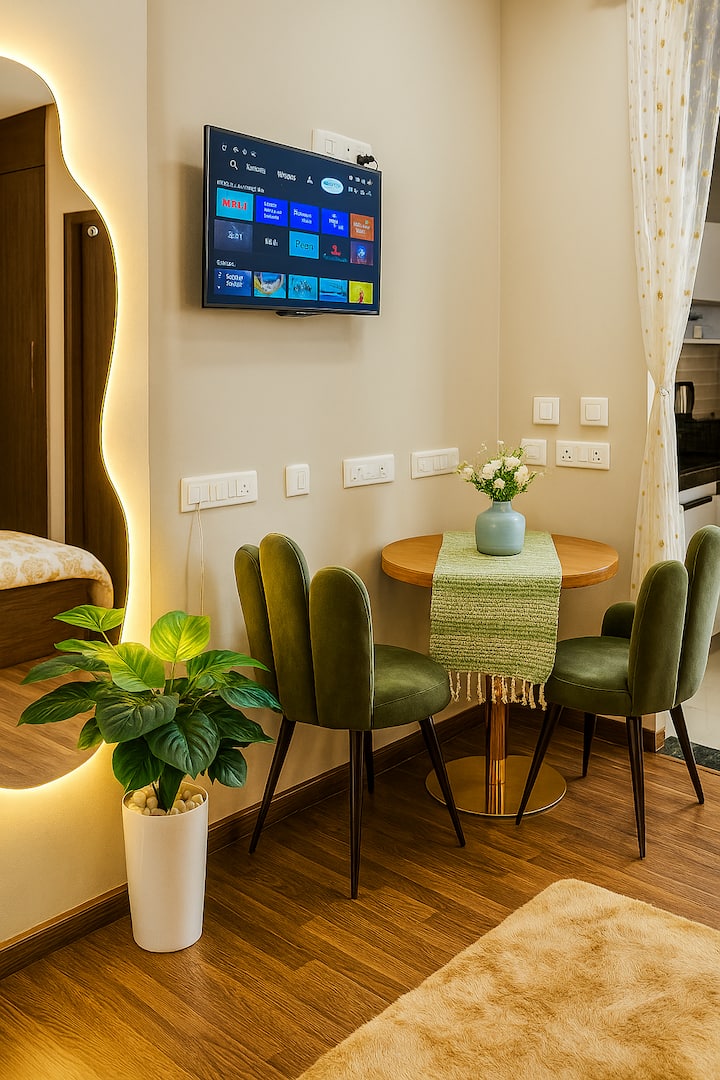 The Leaf Studio - Premium Aesthetic Flat - Zirakpur