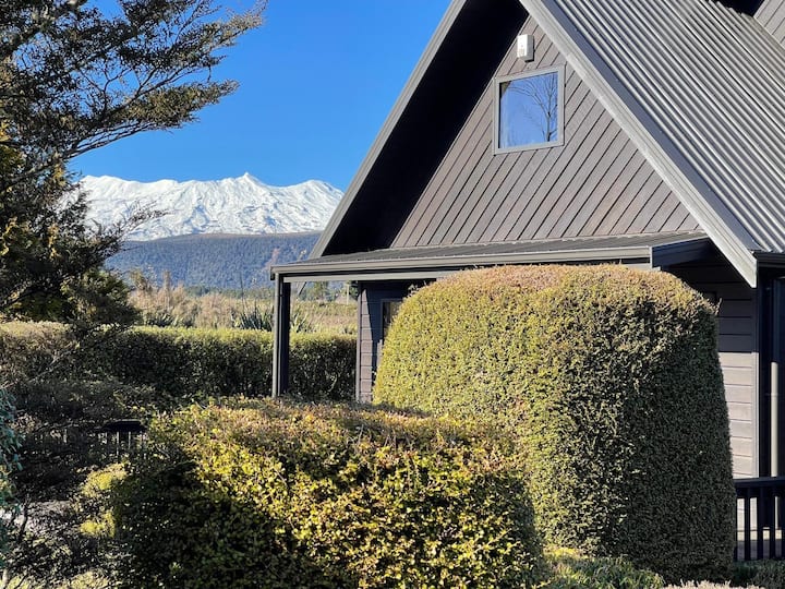 Rakau - Waimarino Holiday Home - National Park - New Zealand