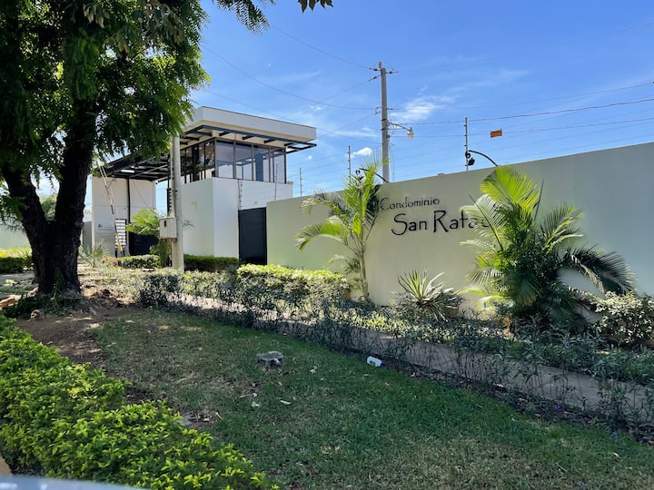 Casa Tranqui 4 (Casa B4) - Managua