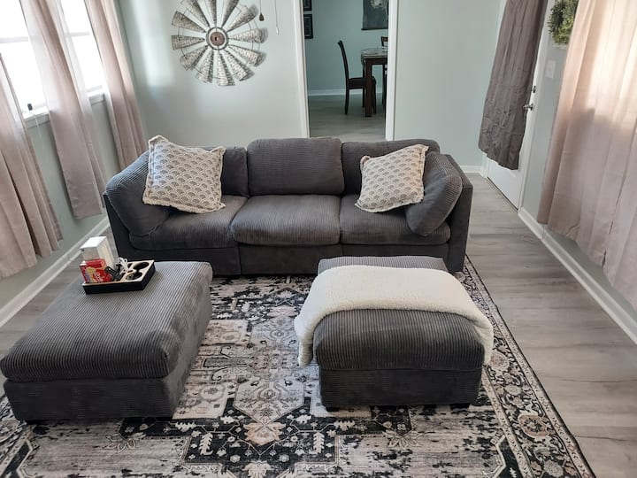 Cozy Coastal Pensacola Home! - Warrington, FL