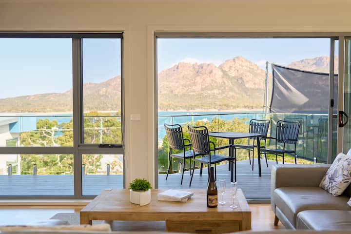 Deja Blue 2 - Freycinet - Coles Bay