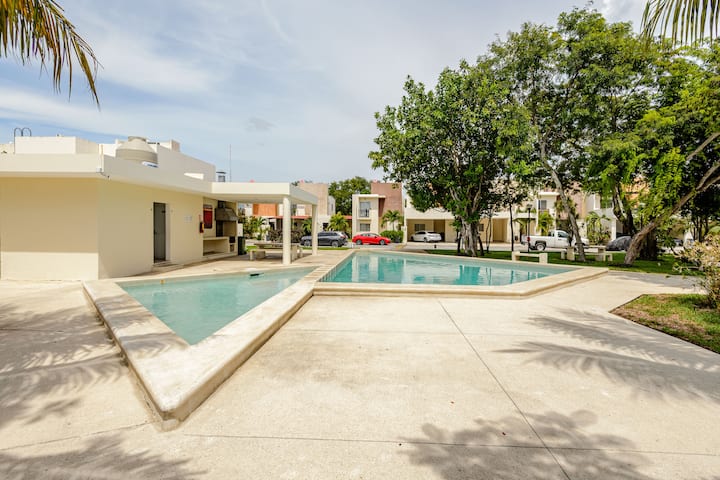 Poolfront Home For Families&groups 8 Host - Playa del Carmen