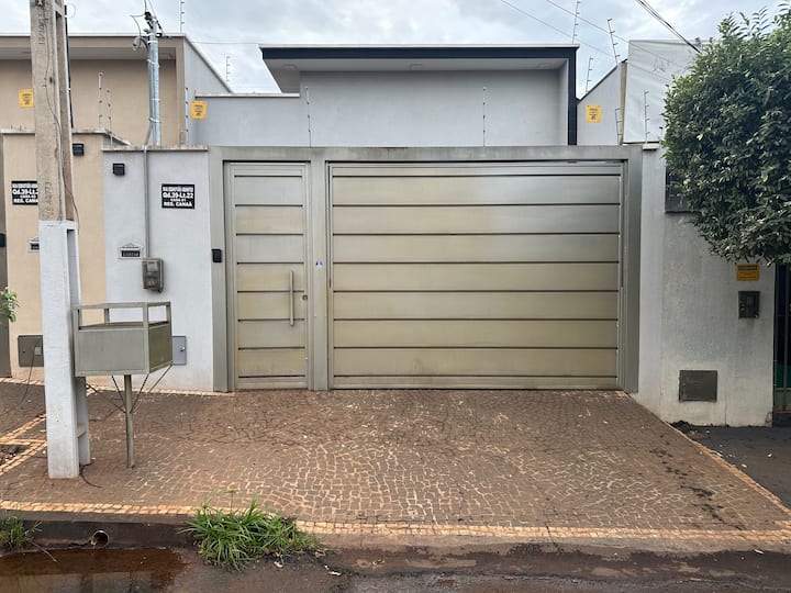 Alugo Casa Ou Quarto - Rio Verde