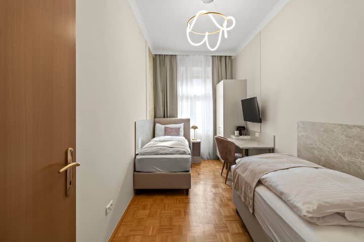 Near Schönbrunn I 1 Min To U6 Niederhofstraße - Wien