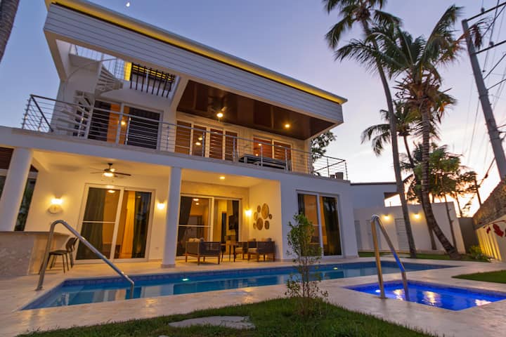 Kite Beach 4bed 4.5bath Private Pool - Cabarete