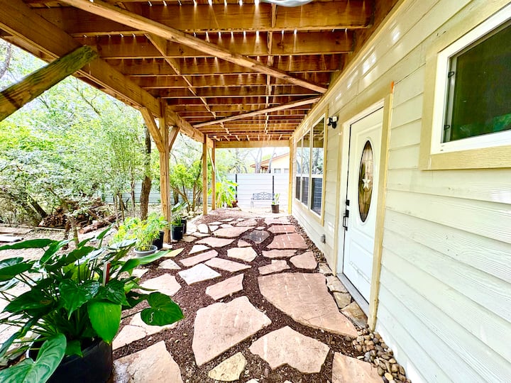Cozy Urban Oasis - Arcadia Ridge - San Antonio