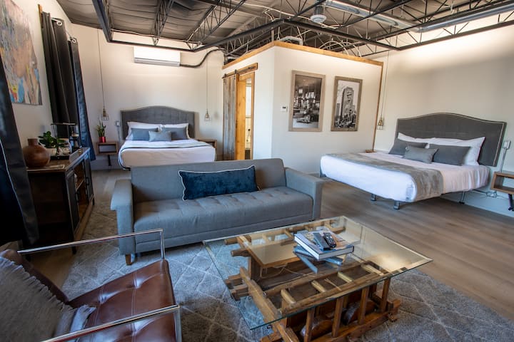 The Keon Hotel, Rm #1 (2 Queen Beds) - Ottawa