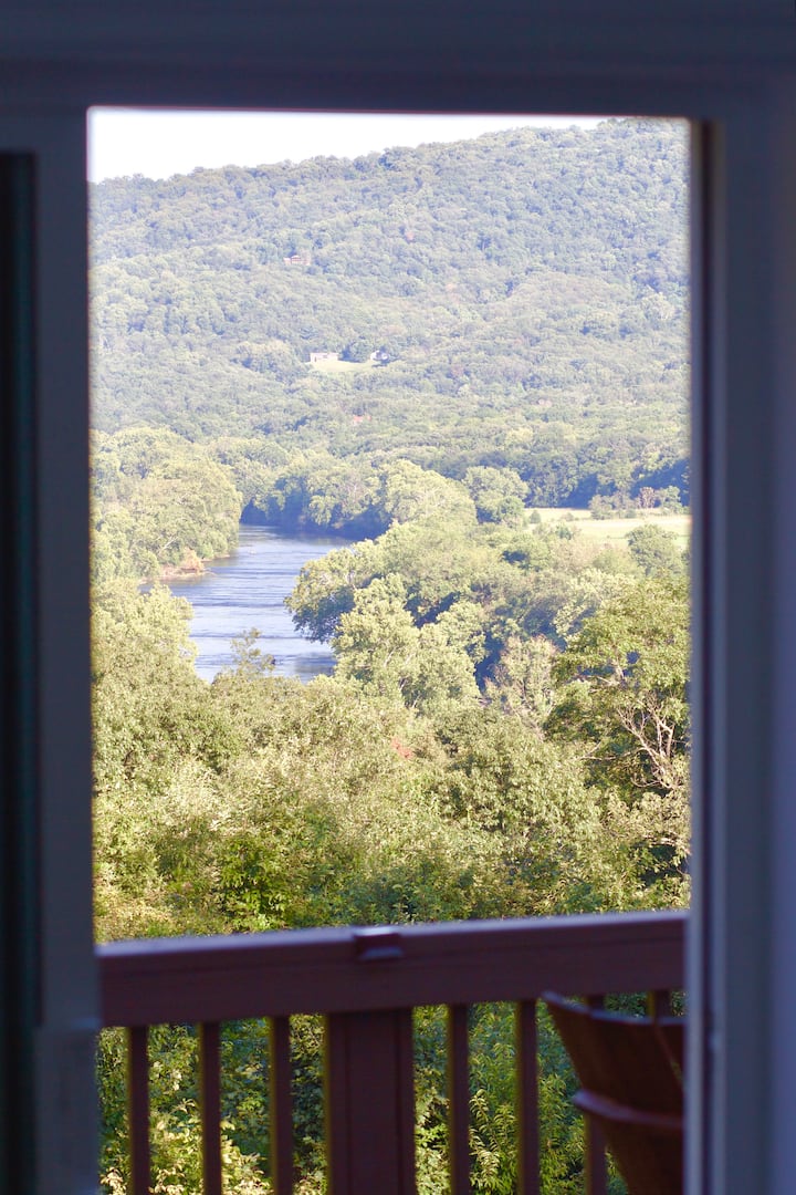 One Of The Top Mountain/river Views In Front Royal - Front Royal, VA