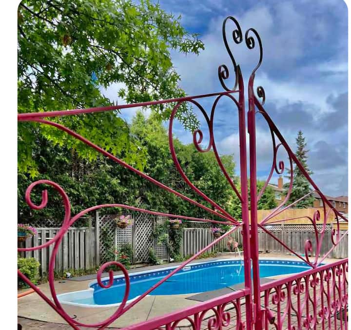 Vacation Home With Pool - Brampton