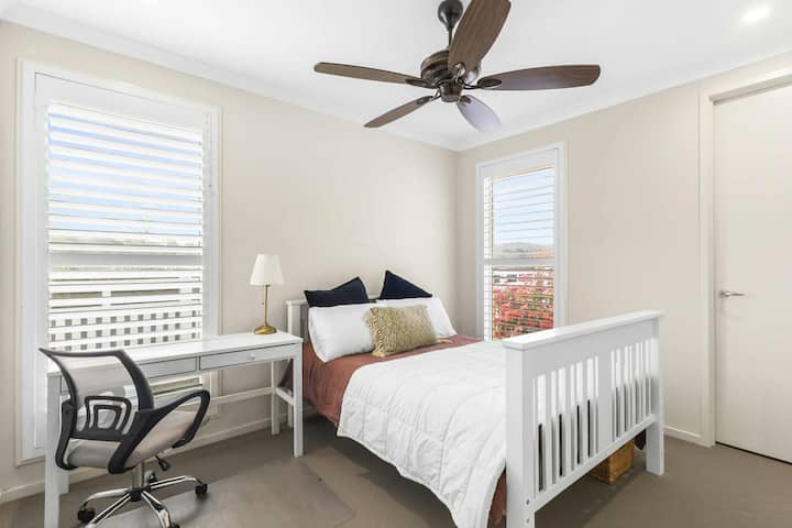 Amazon Artistry Bed & Bfast 3 - Brisbane