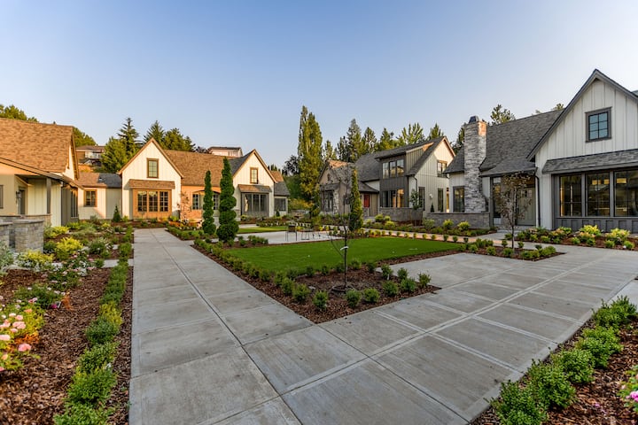 Brand New! Luxe Stay In Pullman W/friends! - Pullman, WA