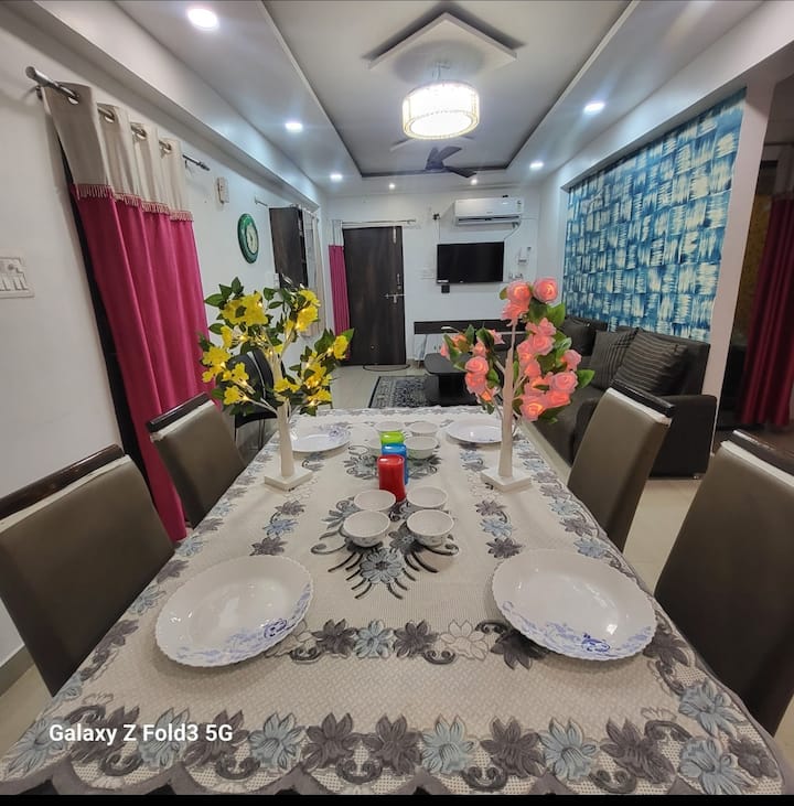 Comfortable Luxe Stay At Heart Of Bhopal - Bhopal