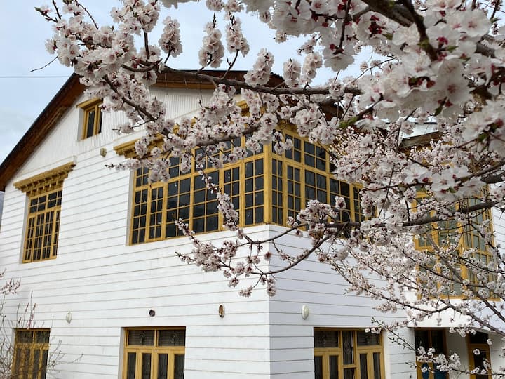 Kargil Retreat House Riverfront - Kargil
