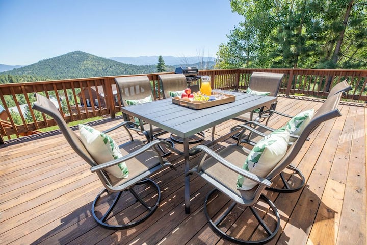 Panoramic Mountain Views Clean & Remodeled 3b 2ba - Truckee, CA