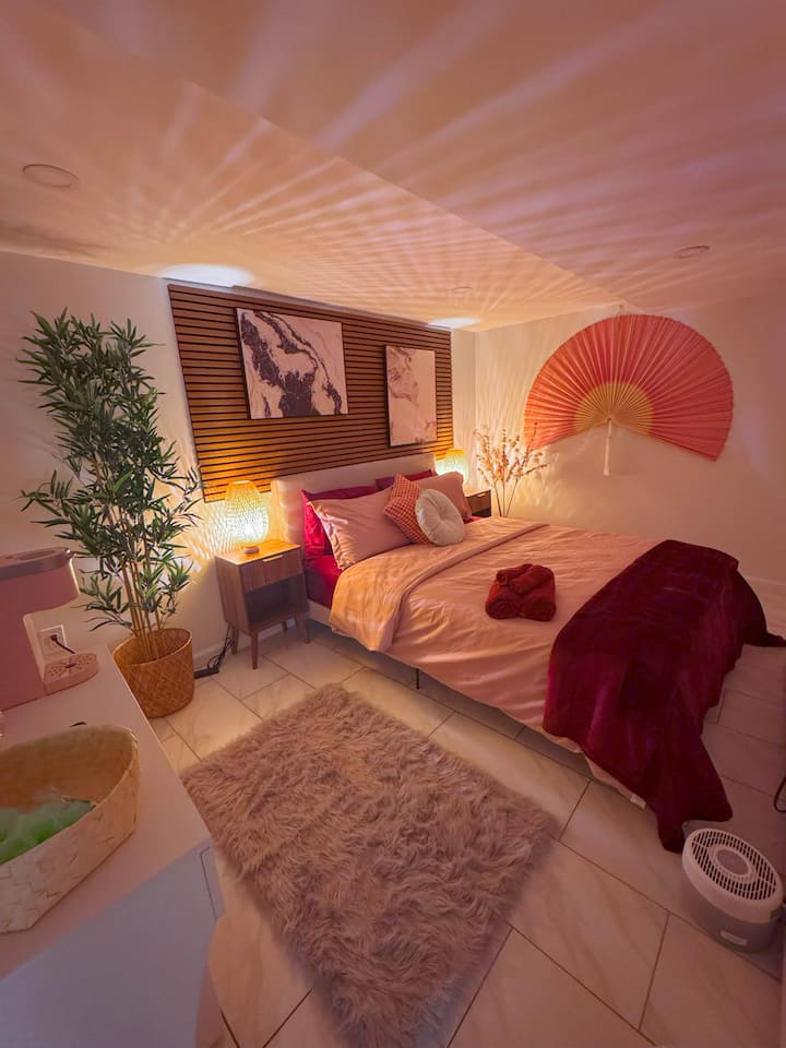 Entire 2-bedroom House-20 Mins To Manhattan By Bus - Queens, NY