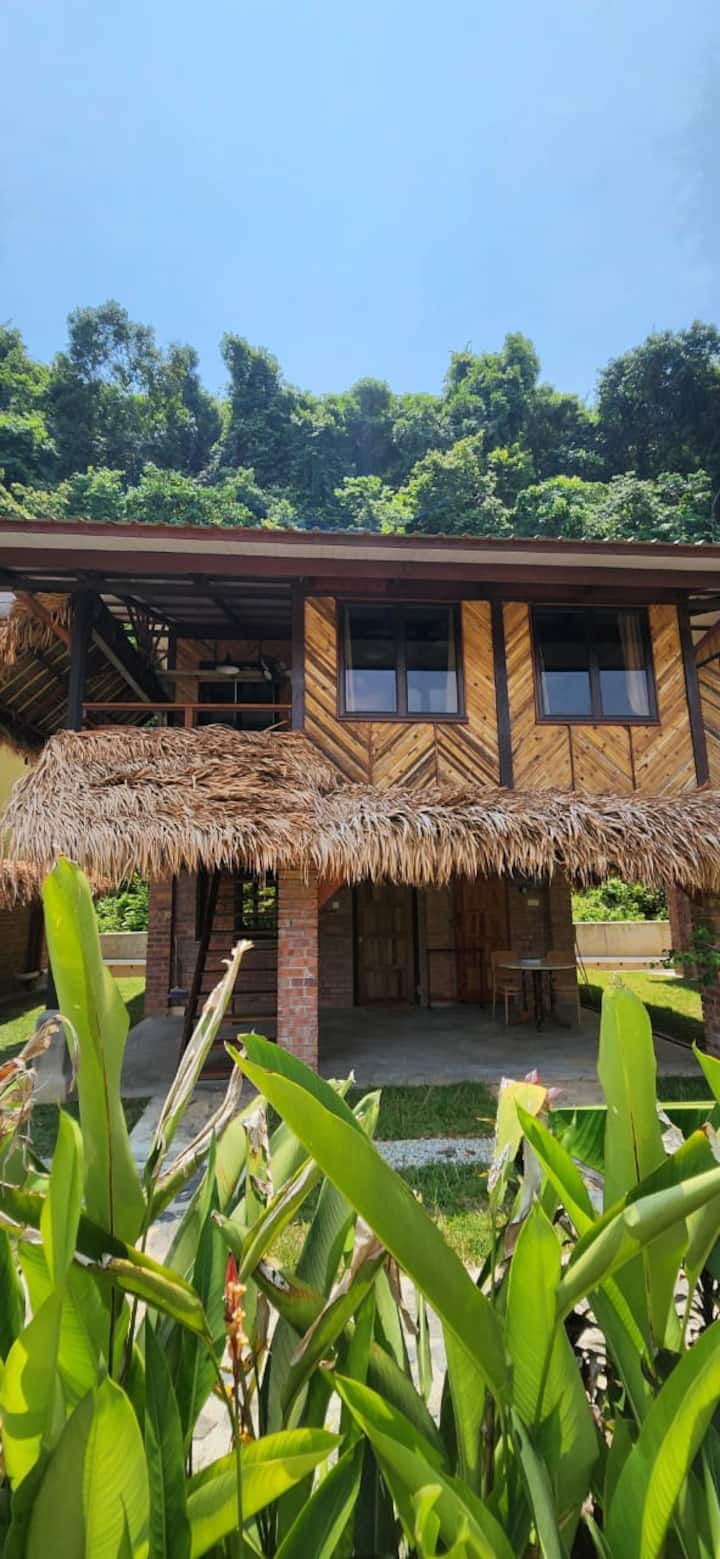 Pandan Villa - Pantai Cenang