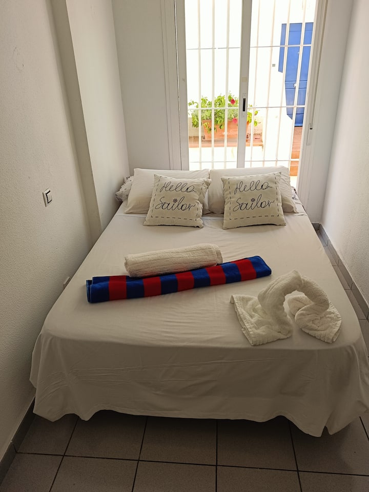 Habitación Privada, Cala De Frente, Playa Levante - Benidorm