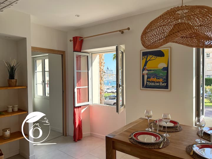 Vue Mer, ÉVasion Bali Sur Le Port De Toulon, Wifi - Ibis budget Toulon centre