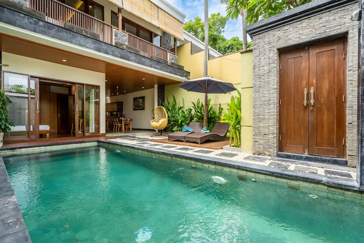 Cozy And Classic Villa - Seminyak