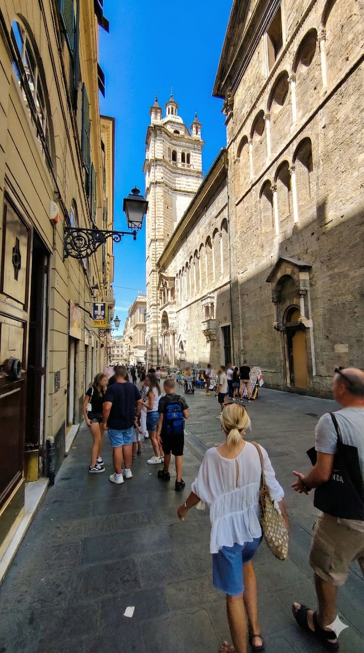 San Lorenzo: La Posizione Perfetta Per Esplorare - Genoa