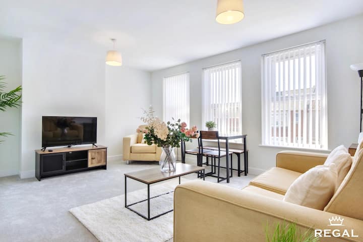 Luxury Spacious 3 Bedroom Home - Bournemouth
