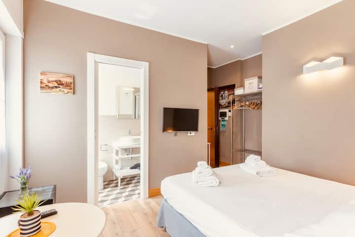 Studio-tascabile Rome Center Stop: Metro Ottaviano - Roma