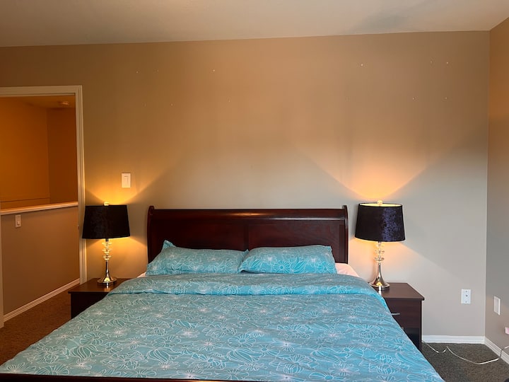 The Sweet Home Away From Home - Lloydminster