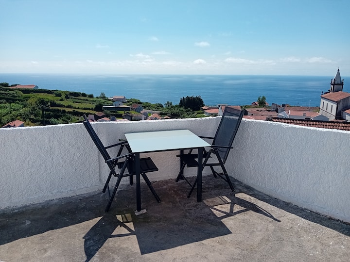 Sea View With Cozy Home - Azores