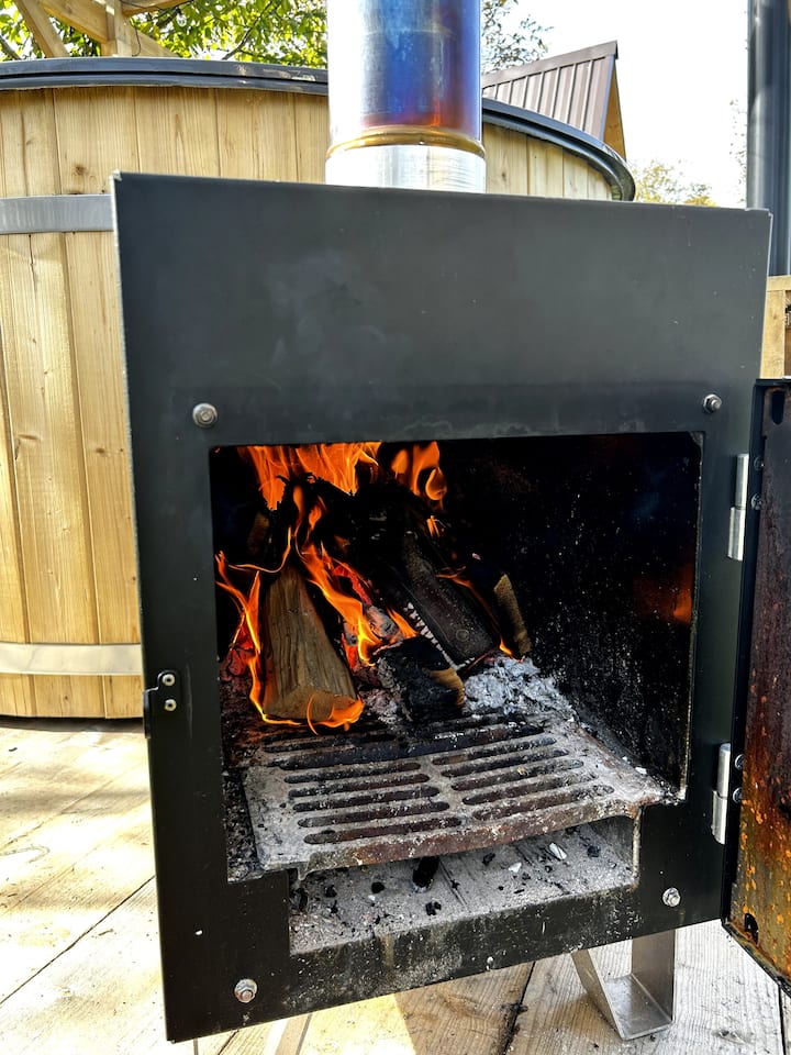 Glamping Brundo - House Pepi With Sauna & Jacuzzi - Slovénie