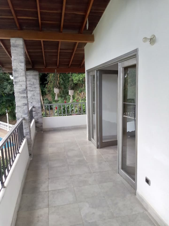 Excelente Vista A 30 De Medellín - Barbosa